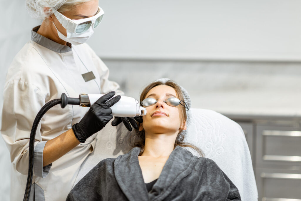 Why Laser Genesis Is A Breakthrough Treatment For Acne And Scars?